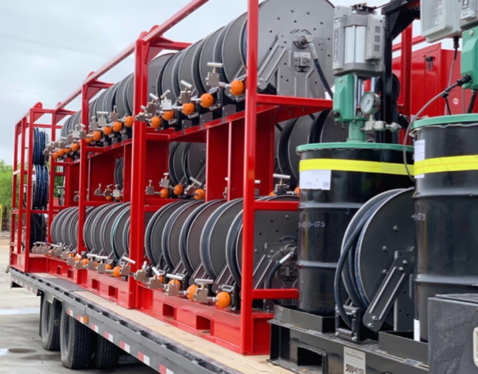 Arctic Rated Grease Manifold Benefits | MEYER